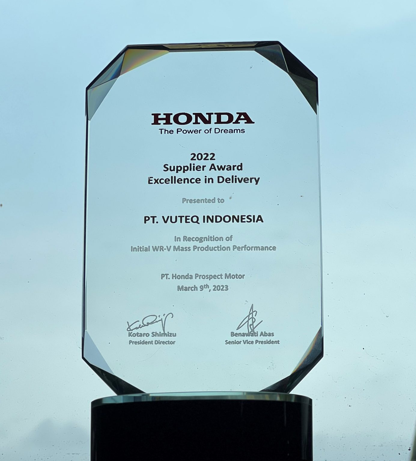 Vuteq Indonesia Received an Award from Honda Prospect Motor | ビューテック株式会社